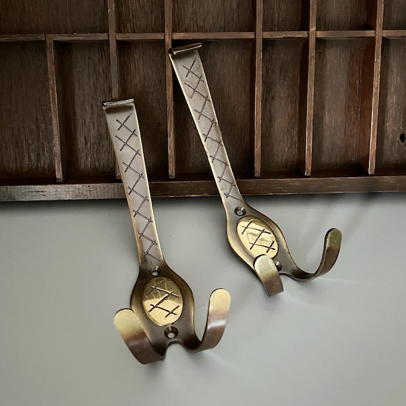 Mid Century Hooks - Etsy