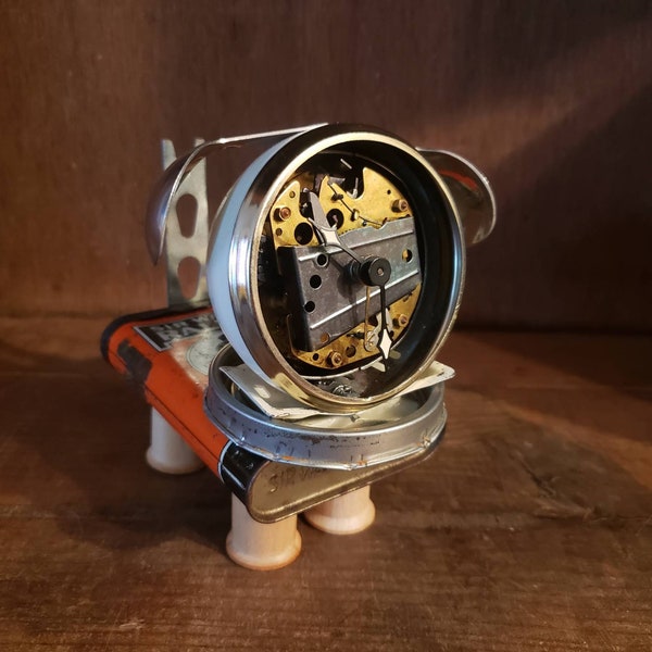 Metal Robot Clock - Etsy