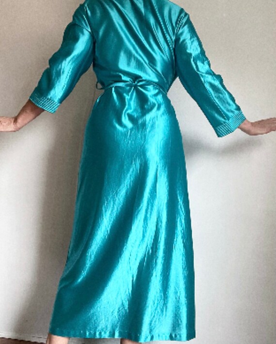 Vintage 80s Emerald Green Satin Night Robe doing 50s … - Gem