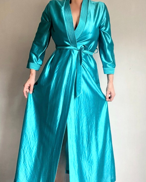 Vintage 80s Emerald Green Satin Night Robe doing 50s … - Gem