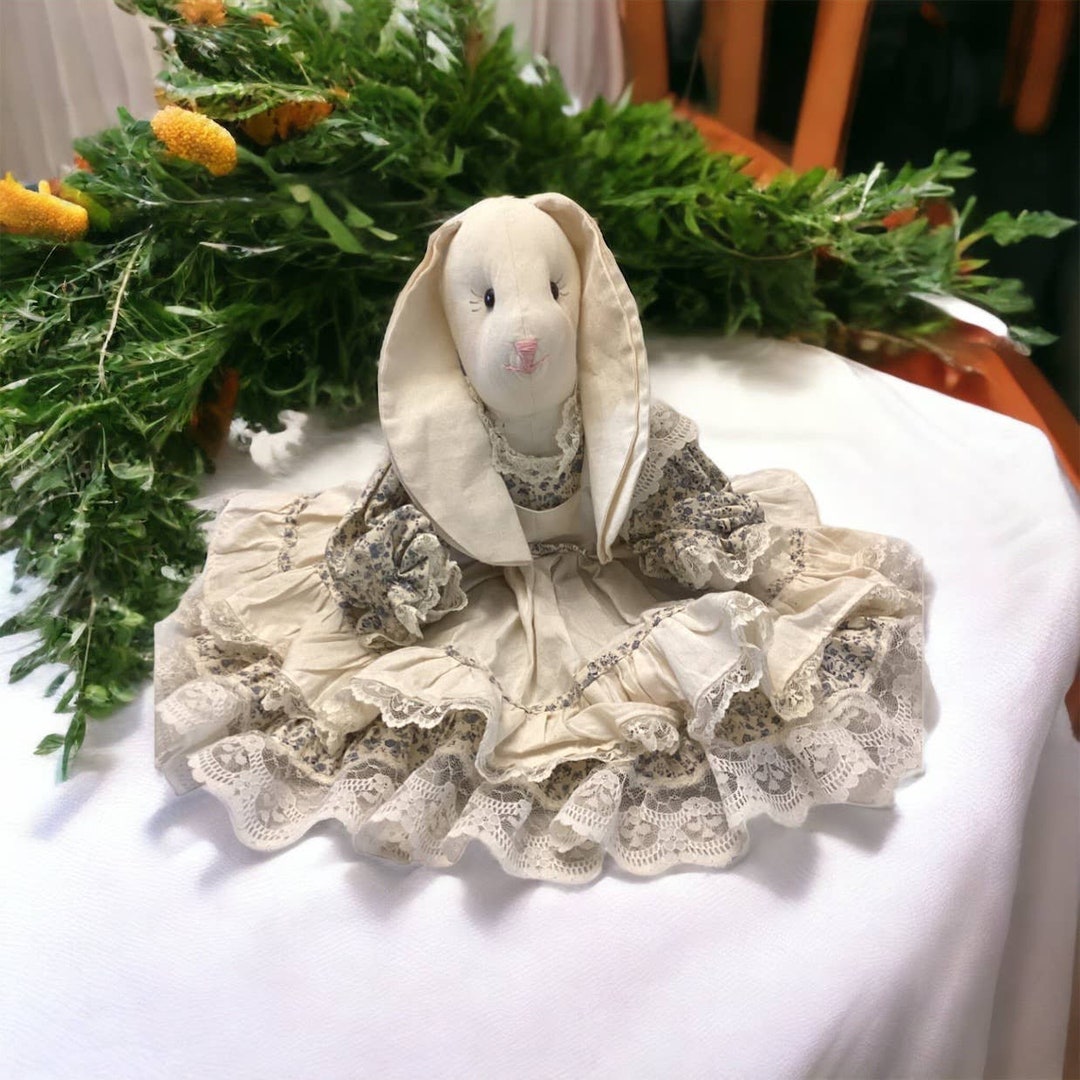 Vintage Handmade Bunny Rabbit Frilly Dress Country Cottagecore Granny ...