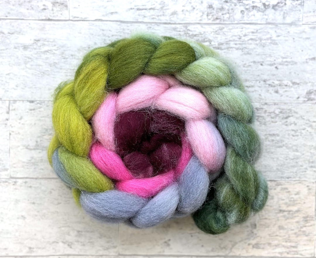 Hand Dyed Wool Roving - Spinning Fiber - Gradient Cheviot Wool - #CH310 ...