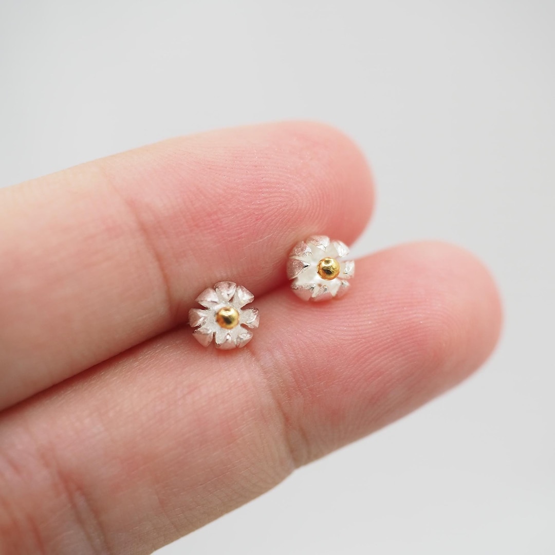 3D Pikul Flower Stud Earrings, Dainty Flower Earrings, Sterling Silver ...