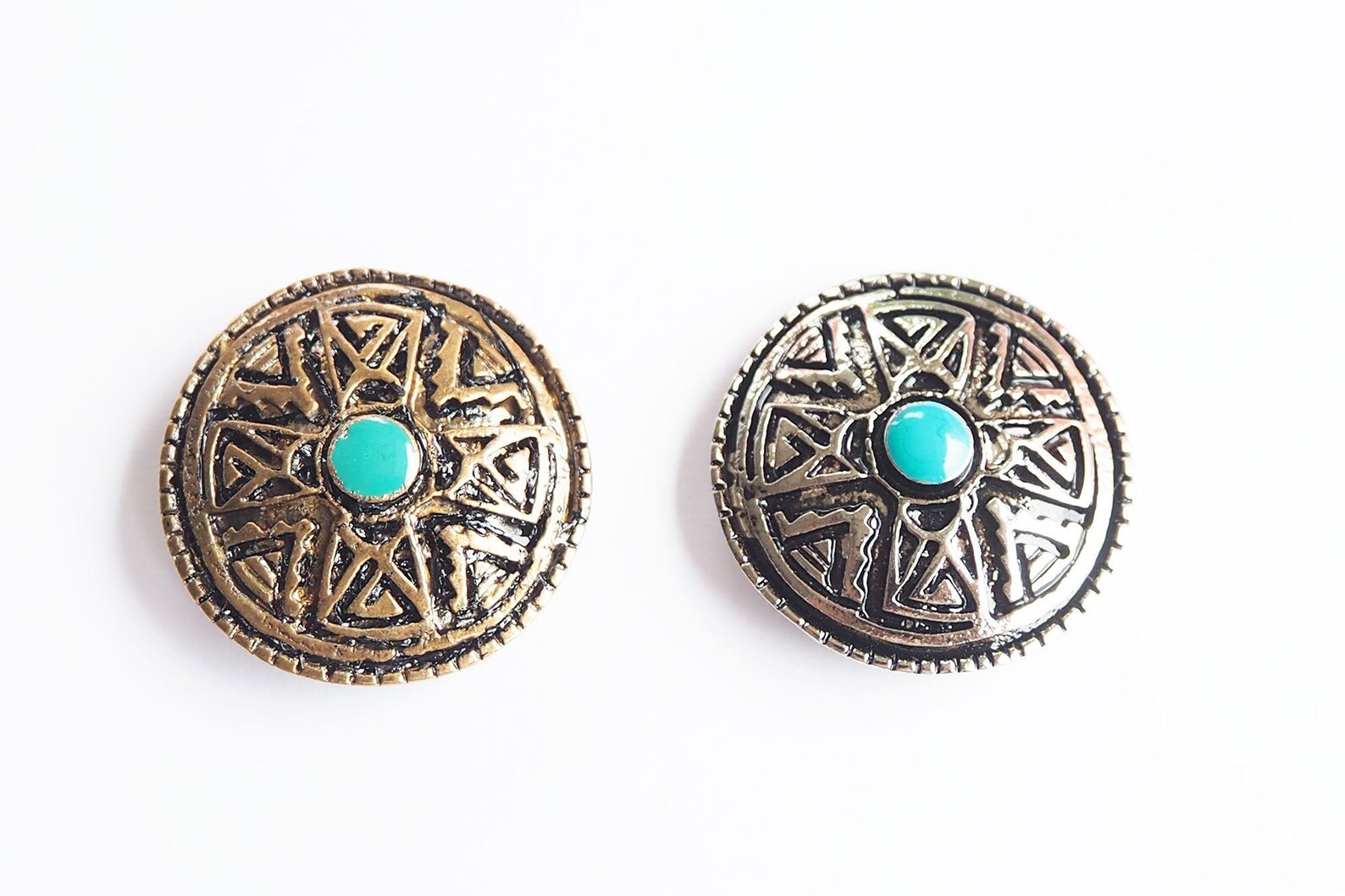 2 Pieces Turquoise Cross Conchos Turquoise Screwback Biker - Etsy