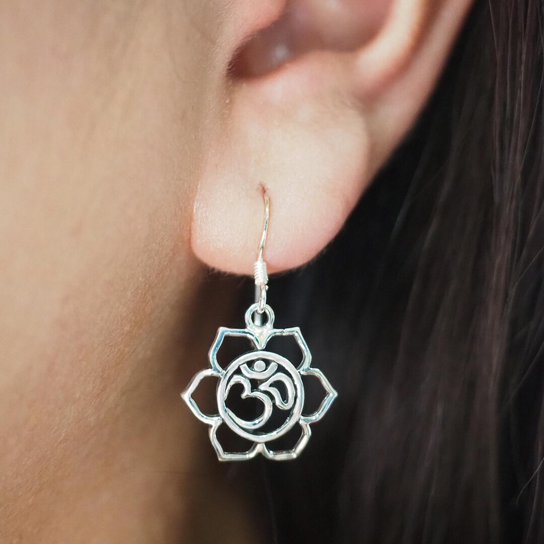 A Pair of Lotus Ohm Dangle Earrings, Lotus Jewelry / DX9 - Etsy
