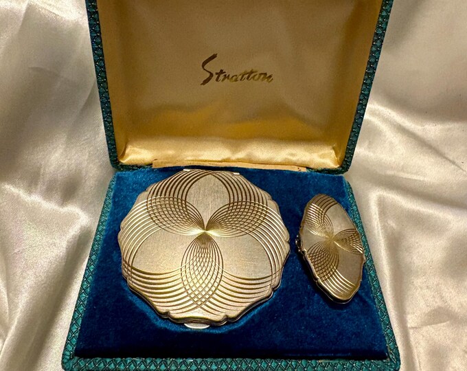 Vintage Stratton Compact Set, Convertible Queen Compact and Lipview ...