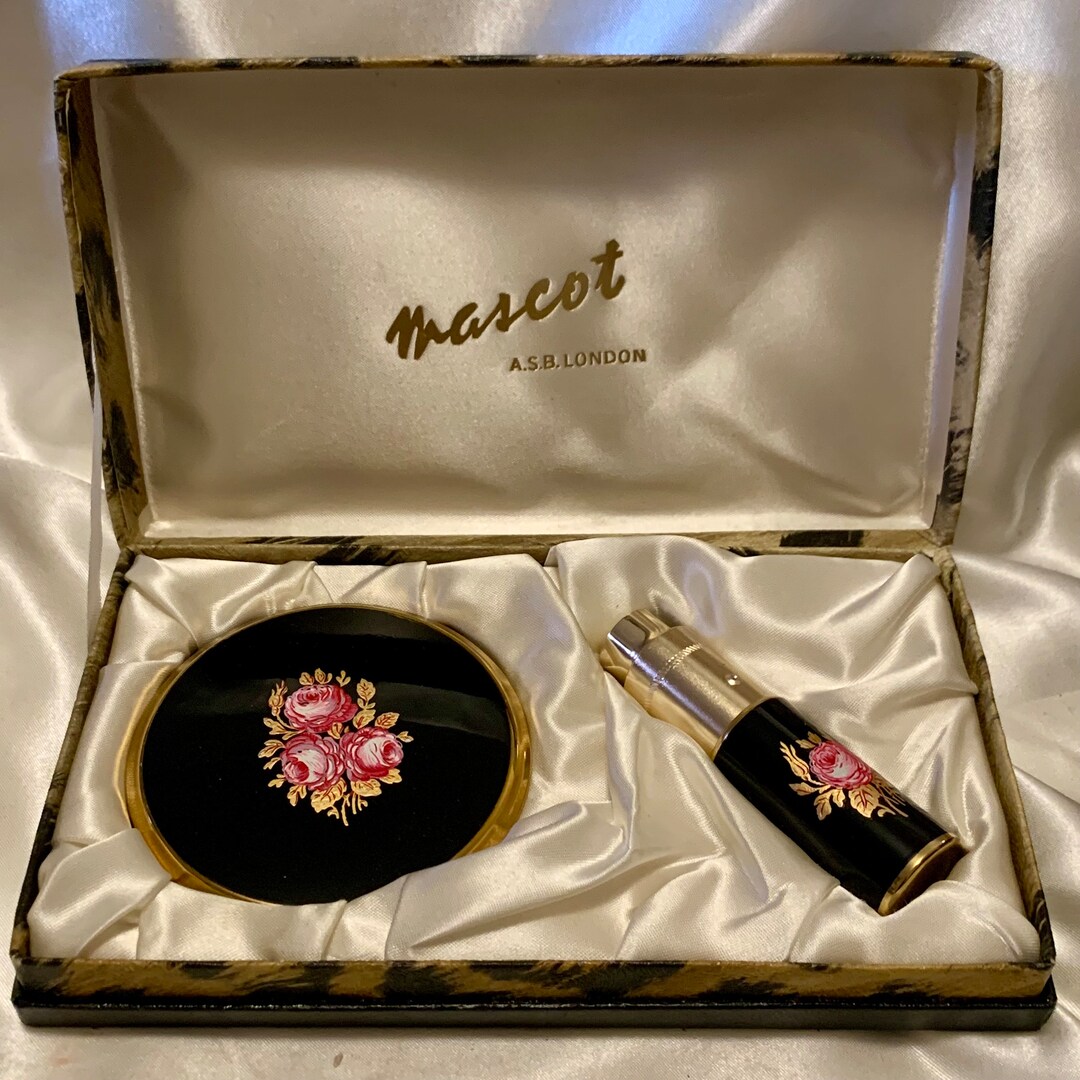 Vintage Mascot Compact and Atomiser Set. Black With Roses Powder ...