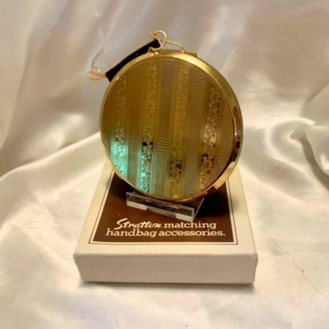 Vintage Stratton Compact. Engine Turned Gilt. Mini Convertible Powder ...