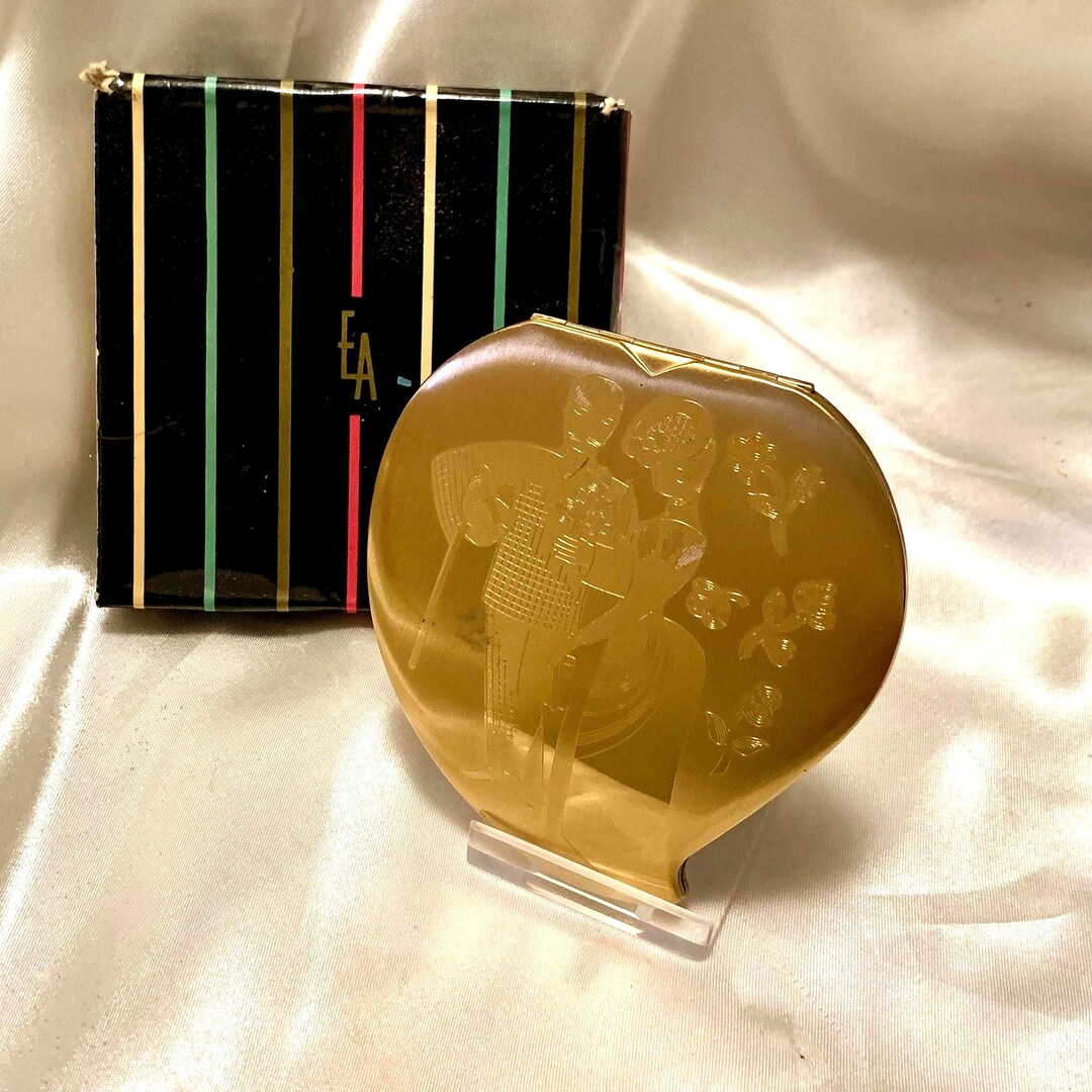 Vintage Elgin American "gay Nineties" Heart Shaped Compact. Brushed ...