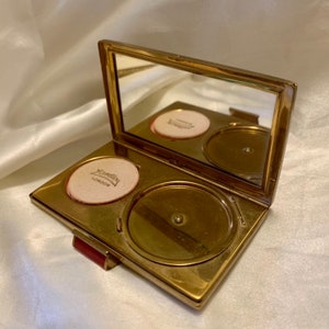 Vintage Yardley Compact. Enamel and Gilt Face Powder and Rouge Compact ...