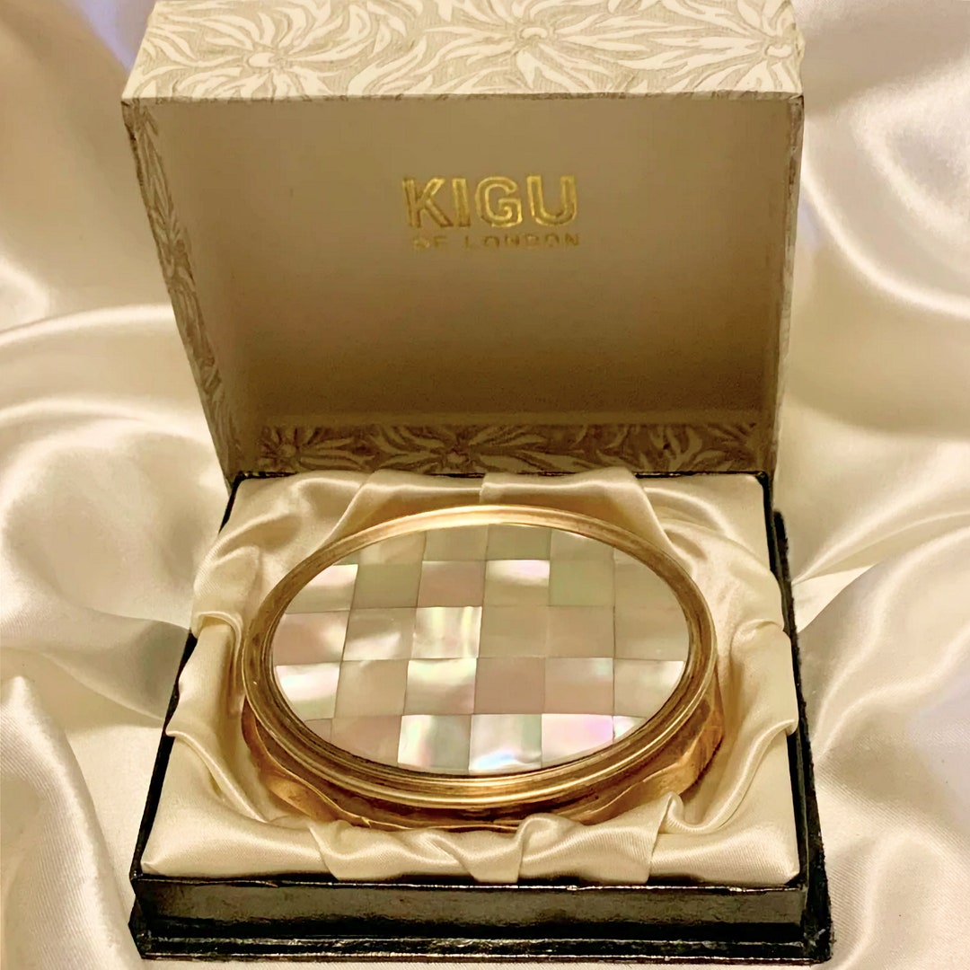 Kigu Mother of Pearl Musical Compact. Lovely Concerto Vintage Powder ...