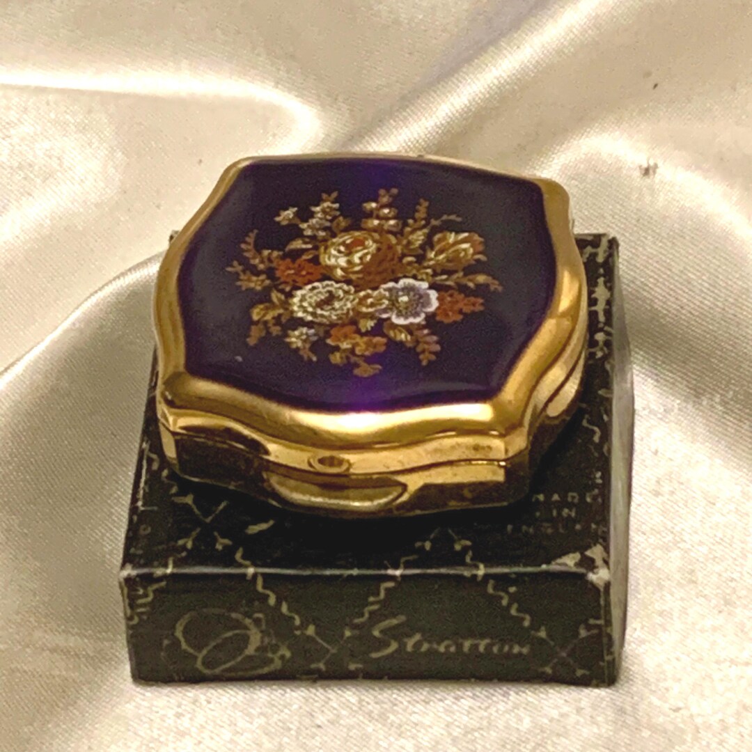 Vintage Stratton Mini Pill Box Blue With Autumn Flowers Roses Unused ...