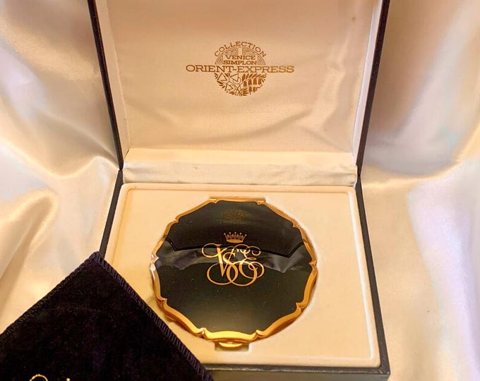 Venice Simplon Orient Express Stratton Compact. Queen Convertible ...