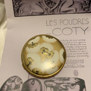 French Art Deco Coty Puffs Powder Compact Designed by René - Etsy UK