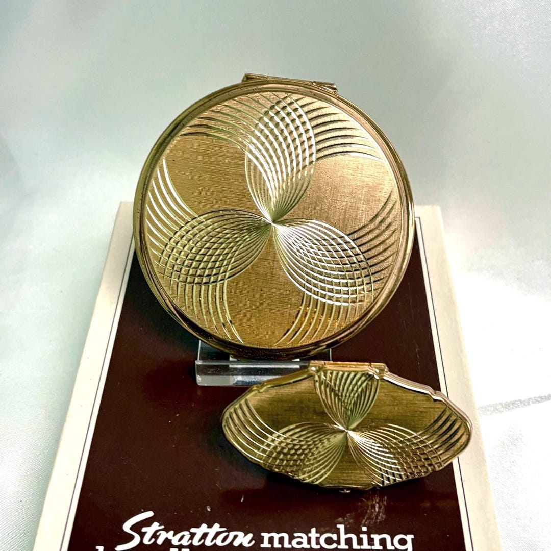 Vintage Stratton Gold Compact and Lipview Lipstick Mirror Set. Engine ...