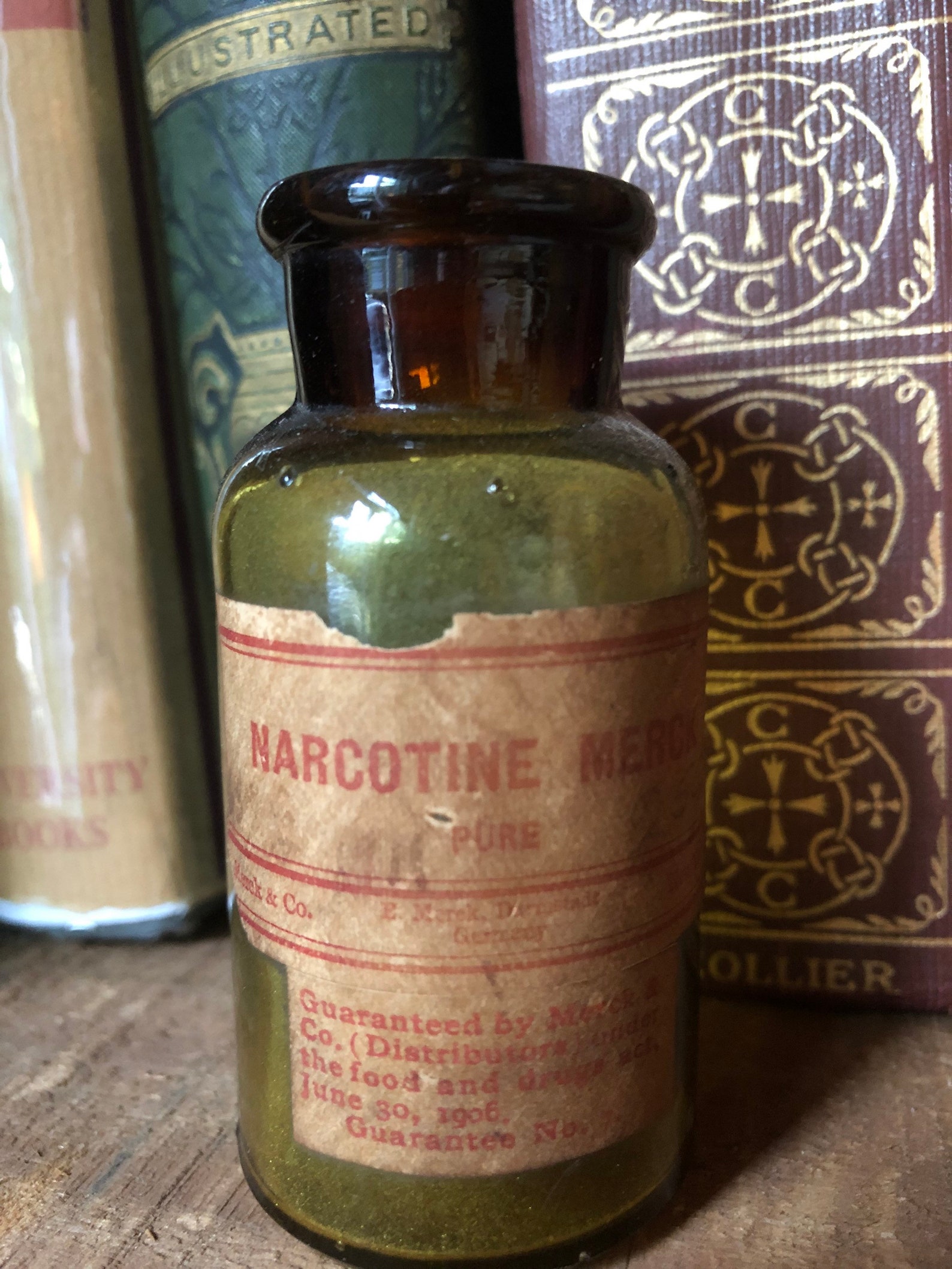 1906 Narcotine Merck Narcotic medication bottle. | Etsy
