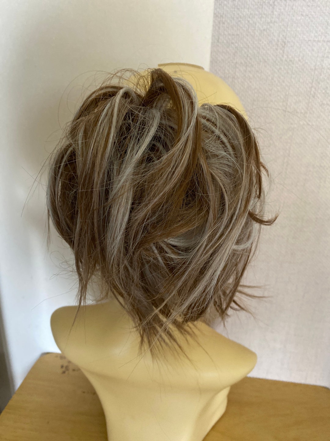 Ginger and Silver Streaks Highlights Messy Scrunchie Straight Bits ...