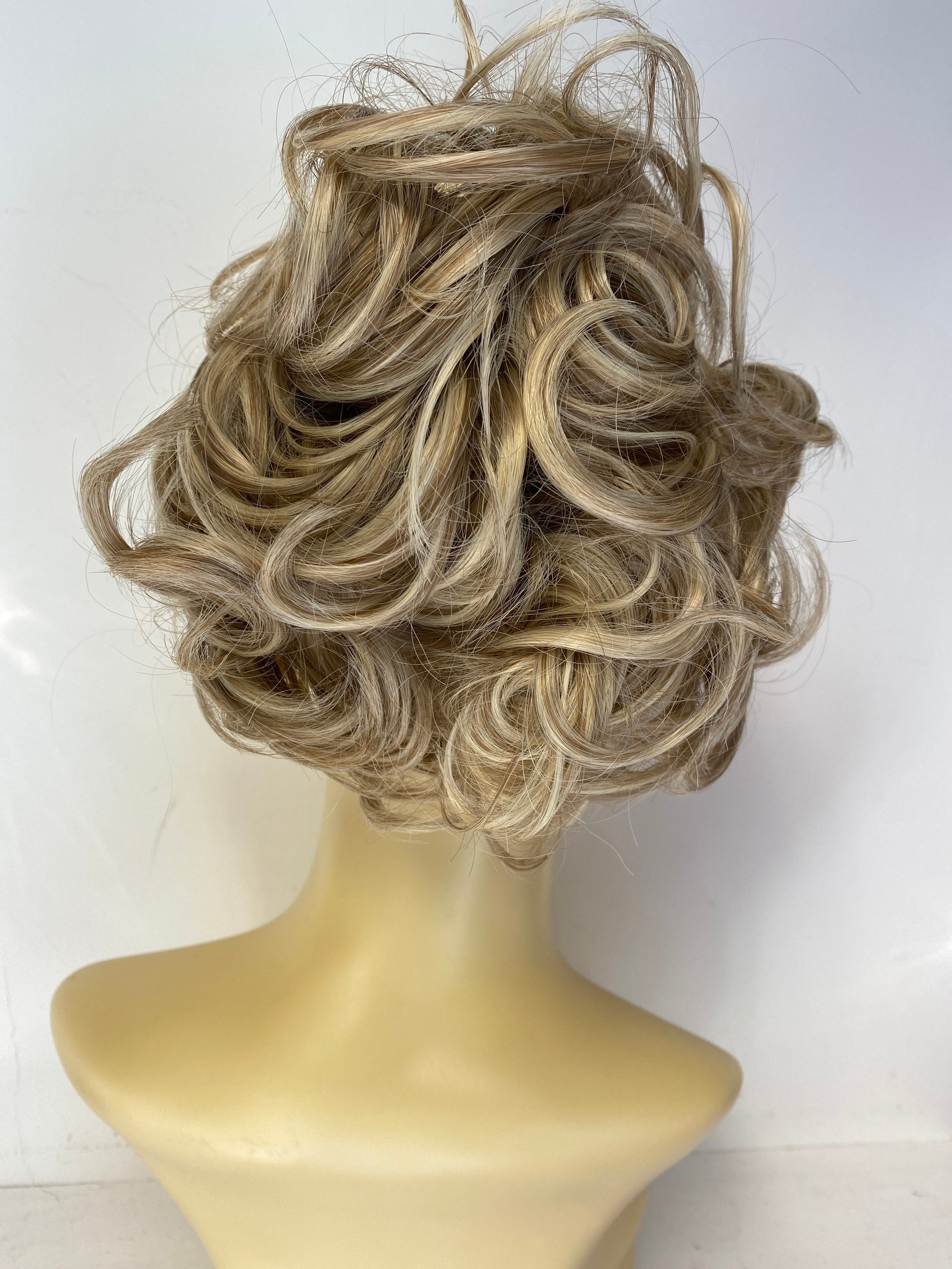 Medium Blonde Highlights Deluxe Hair Scrunchie Extension - Etsy
