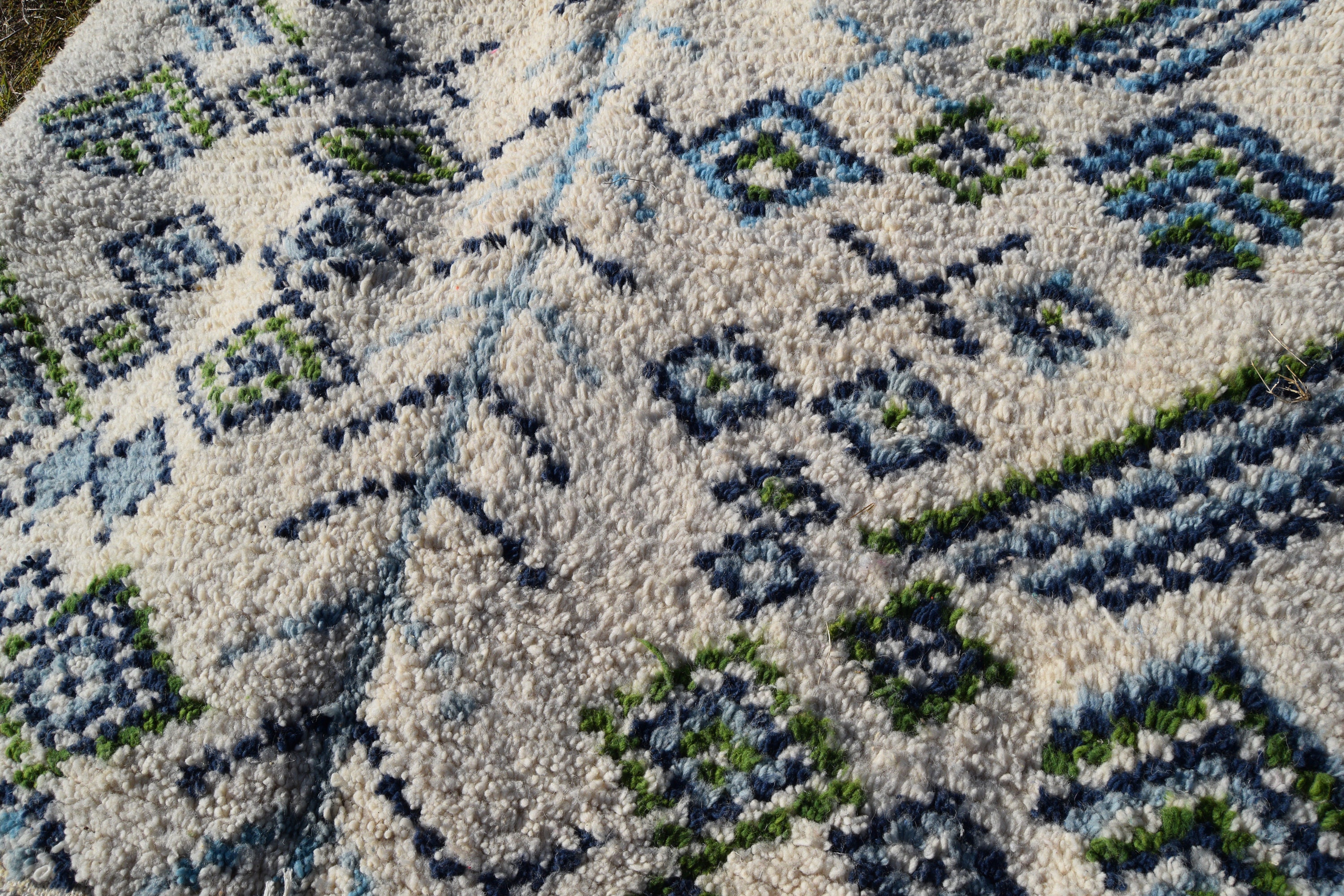 Handmade design carpet Embroidered carpet Home decor Furniture | Etsy