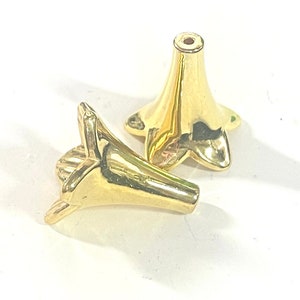 Lucite Trumpet Flower Beads - Trumpets 22mm X 22mm - Etsy