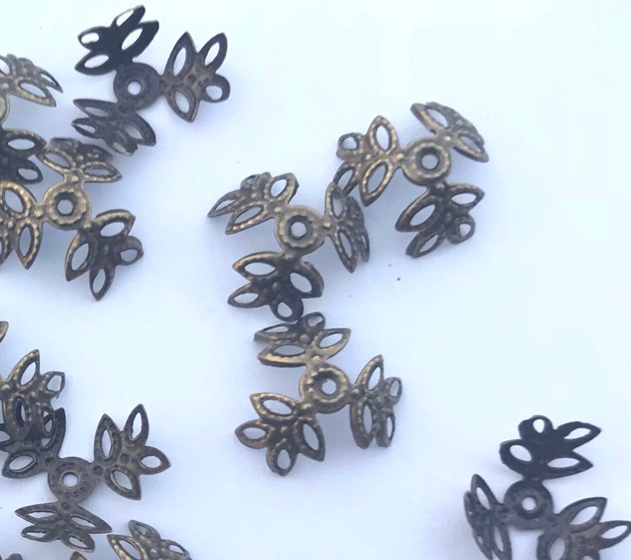 3 Leaf Bendable Bead Cap 15mm - Etsy