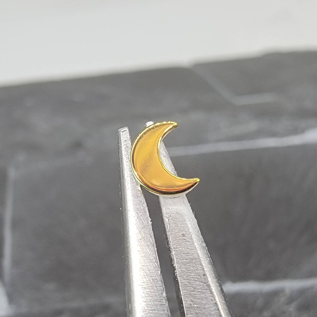 Moon Crescent 14g Dermal Labret Top Jewelry Earring Conch Helix Tragus ...