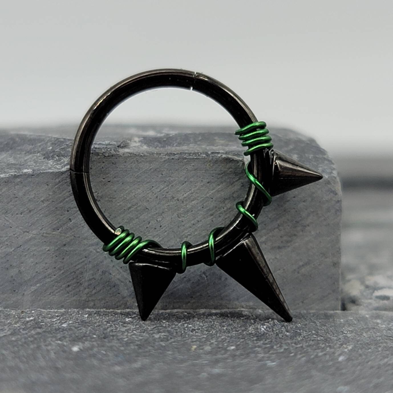 Black Green Titanium Triple Spike Wrapped Hinged Piercing - Etsy