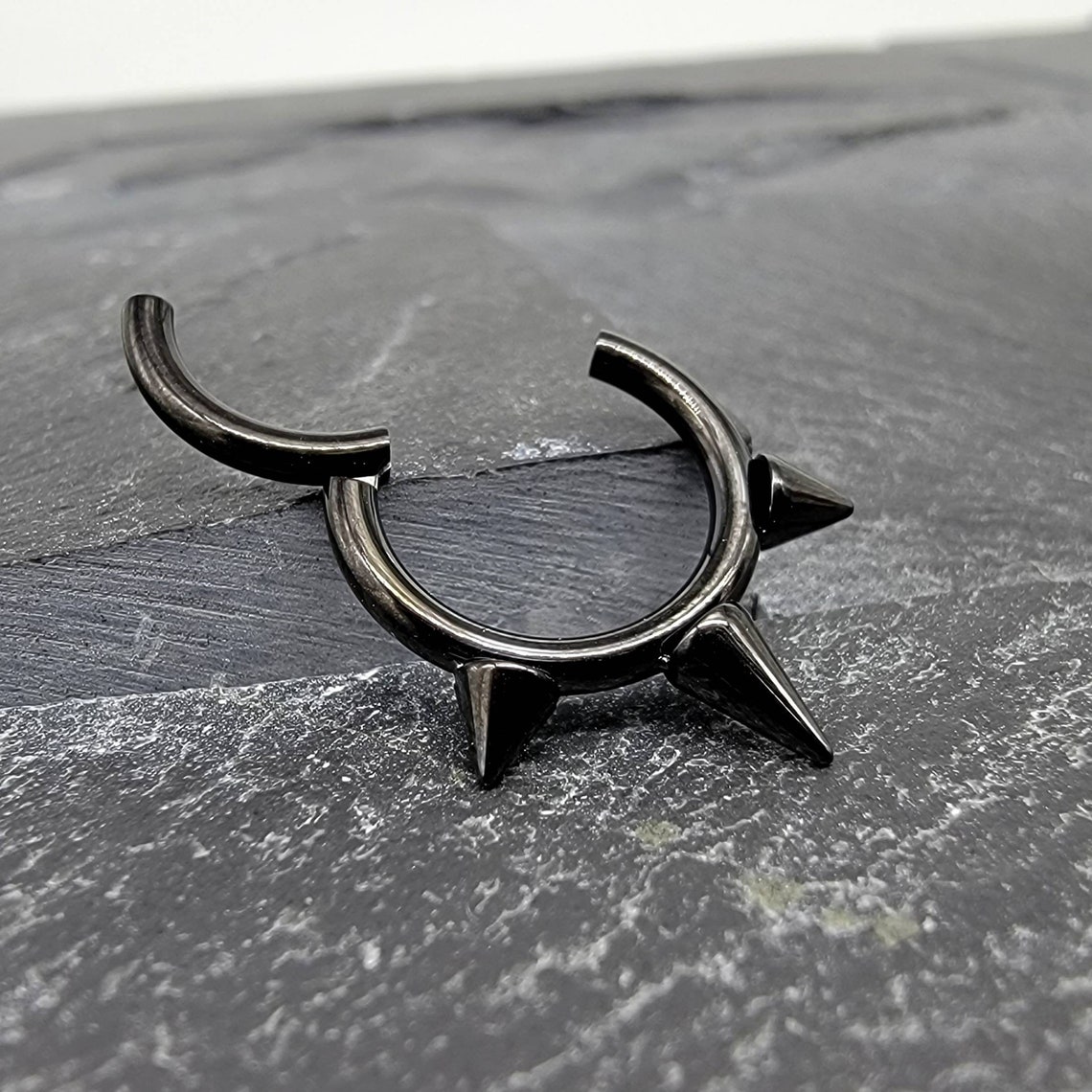 16g 14g Black Titanium Triple Spike Wrapped Hinged Piercing - Etsy