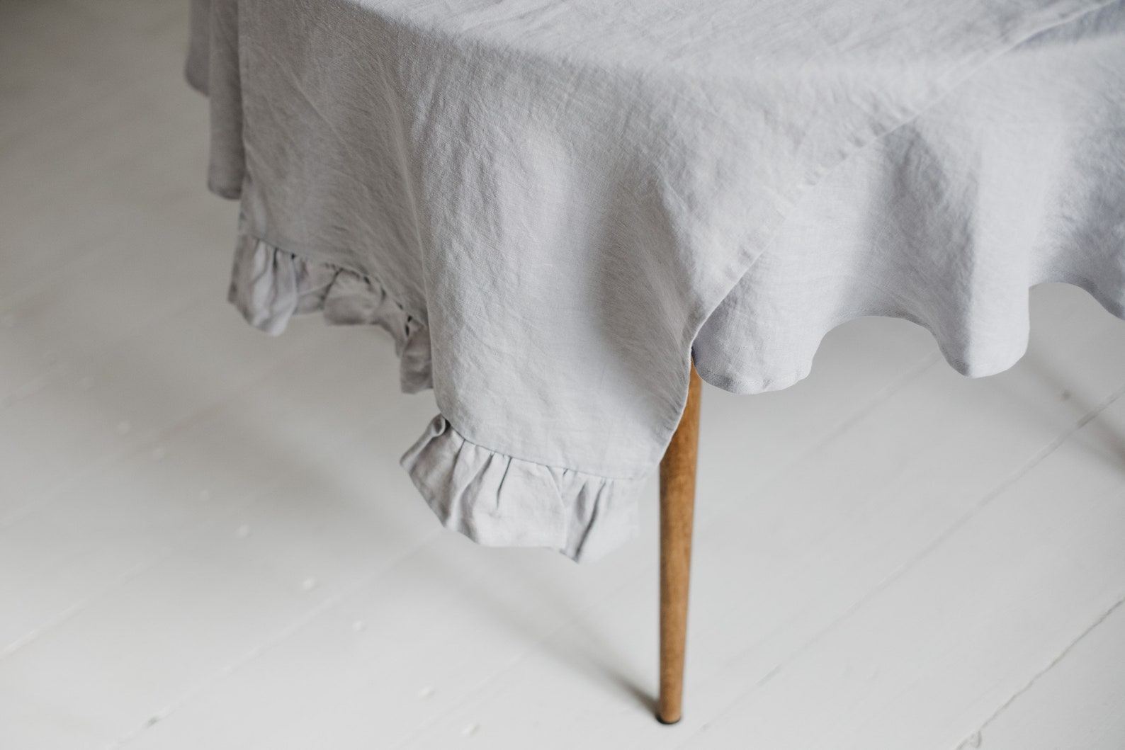 Round Linen Ruffle Tablecloth. Gray Washed Soft Table Cloth. | Etsy