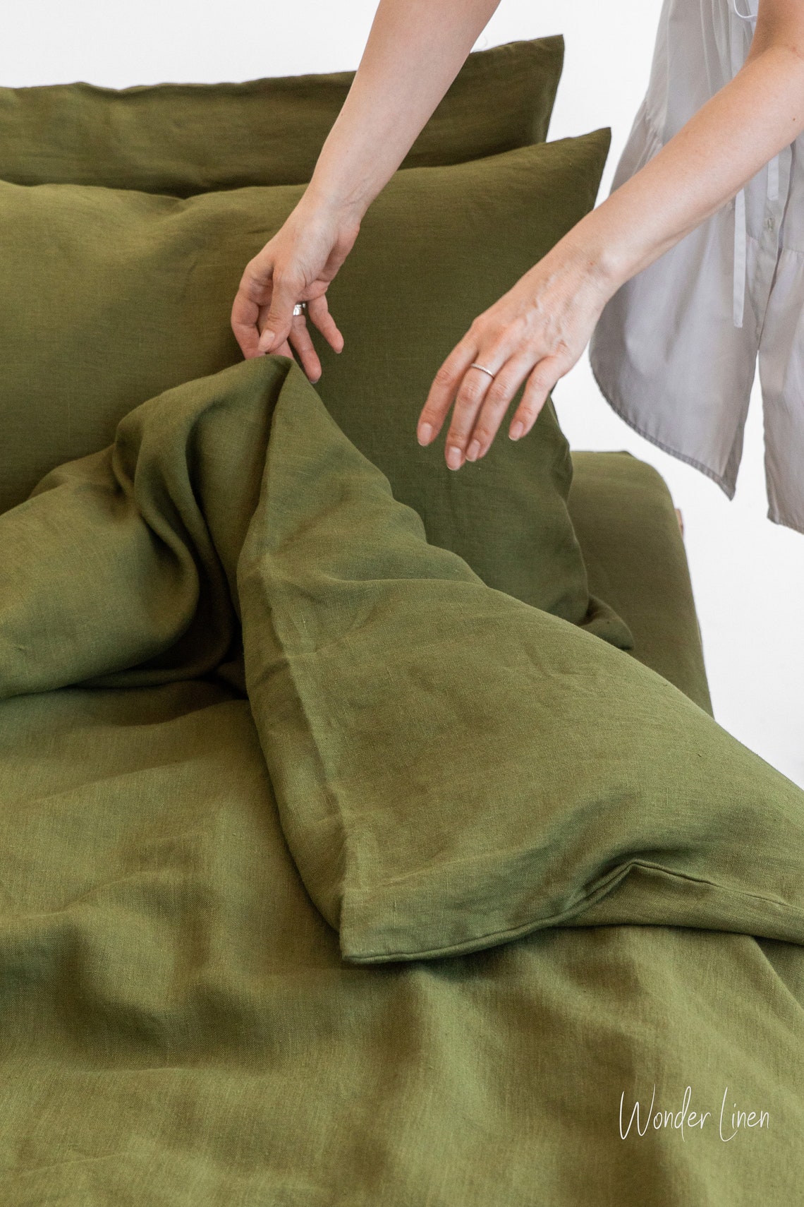 Parure de lit en lin vert olive. Housse de couette verte king ou queen ...