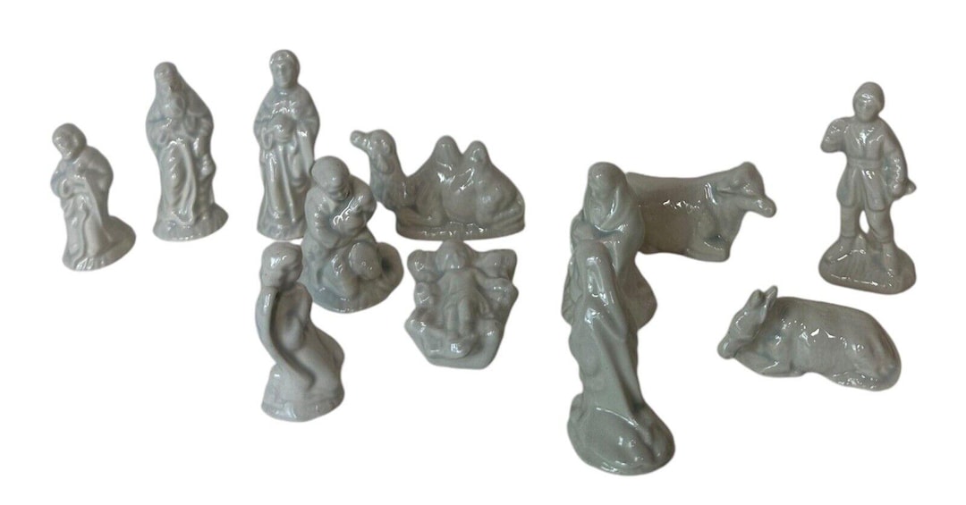 Nativity Scene Ceramic 12 Pc White Pearlized Iridescent Vintage Small ...