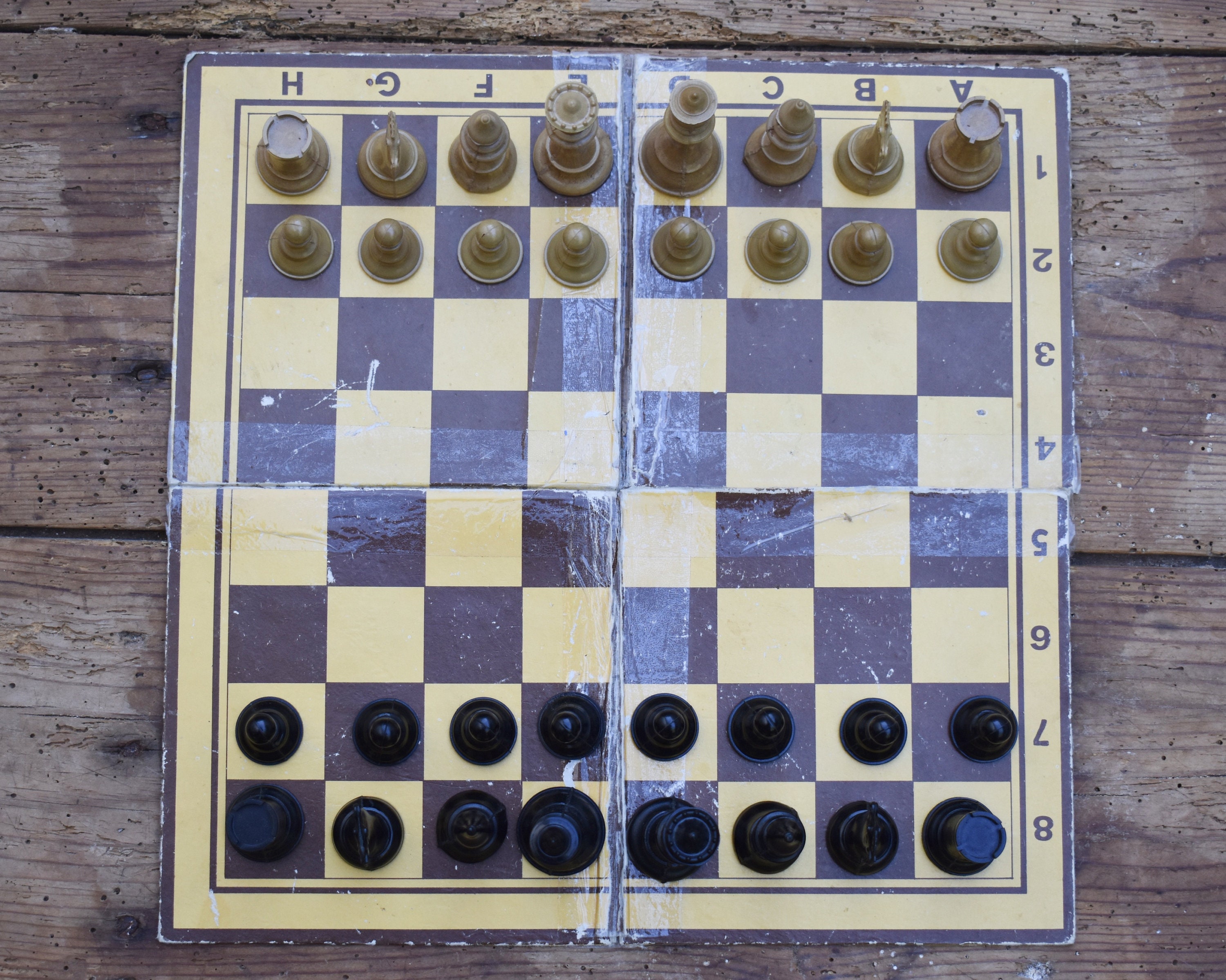 Vintage Bakelite Chess Set: 1980s Travel Chess for Children - Etsy