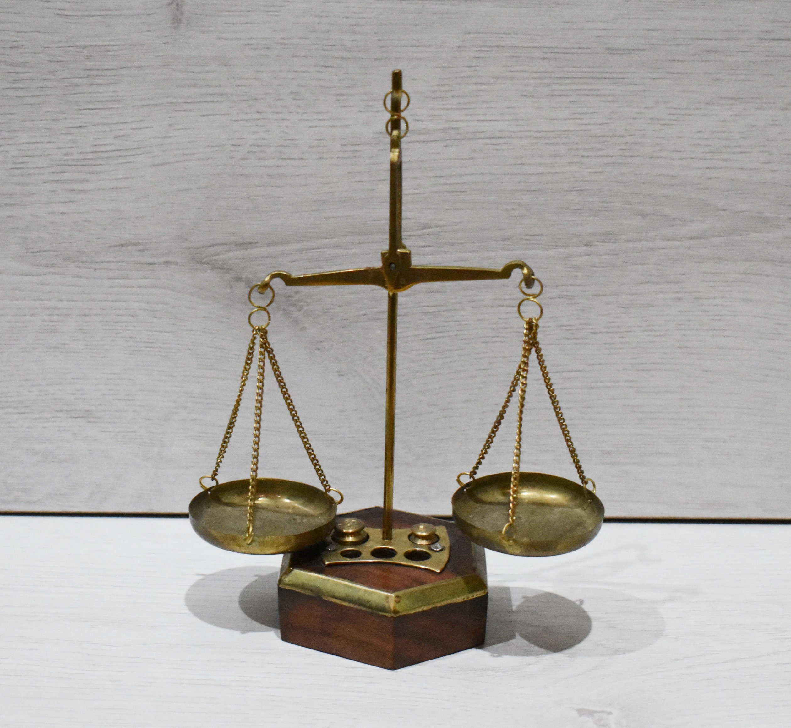 Vintage decorative scale Art & Collectibles Art Objects etna.com.pe