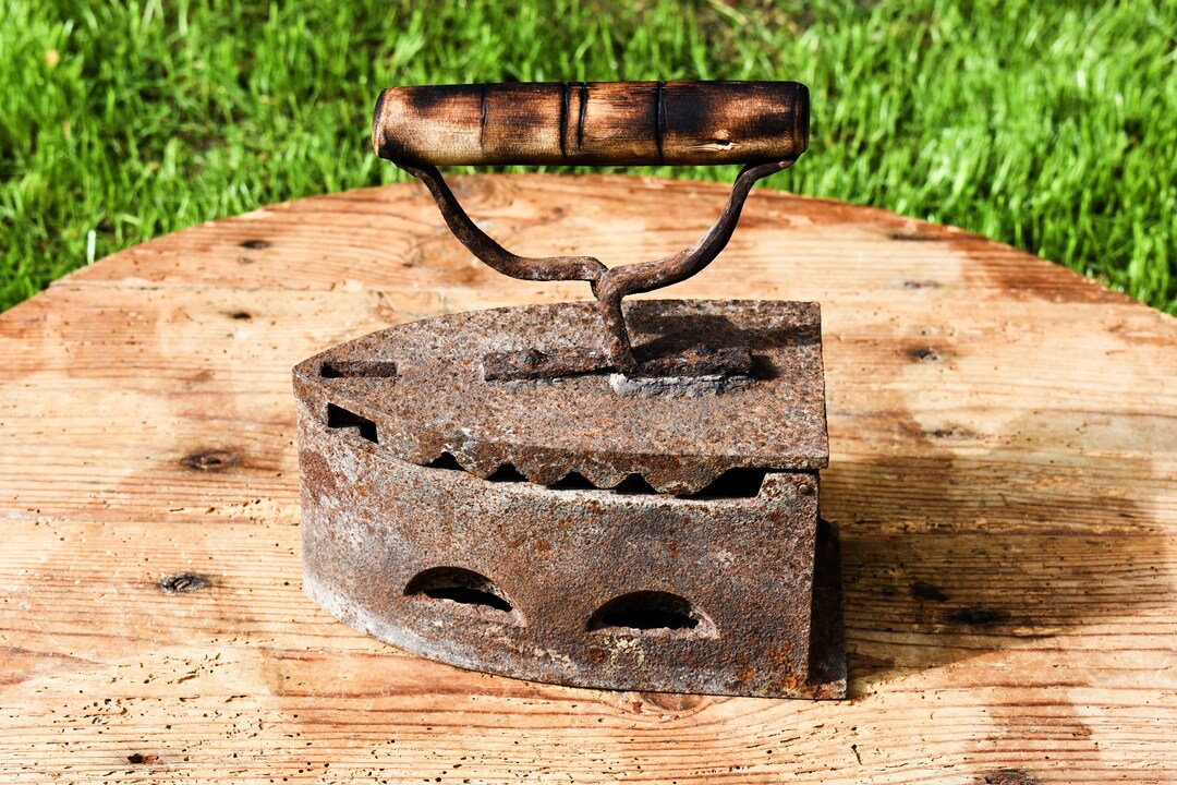 Old Antique Primitive Hand Coal Iron for Clothes, Antique Iron ...