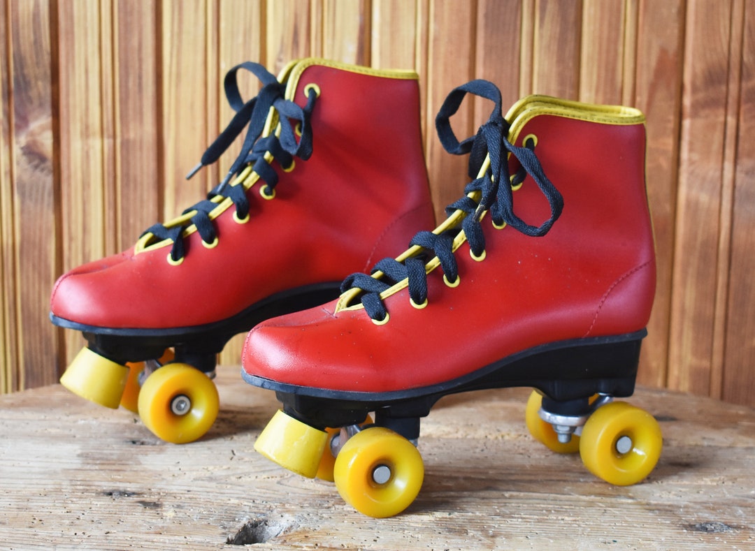 Vintage Red Roller Skates - Size 4 - Made in Taiwan - Etsy