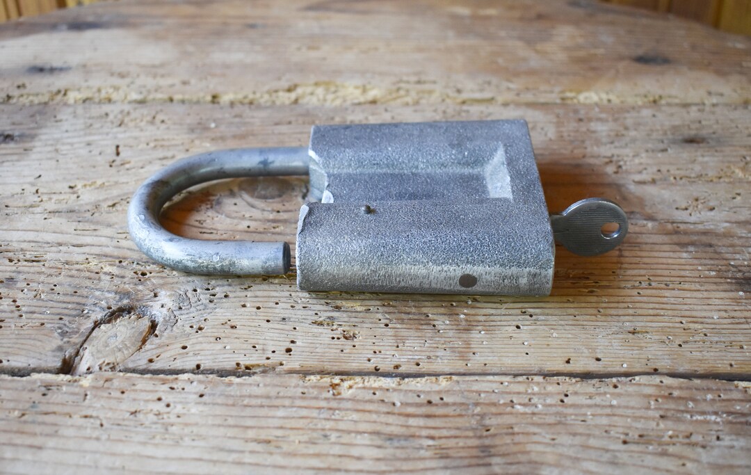 Working Padlock With 1 Key, Vintage Large Padlock, Retro Padlock, Old ...
