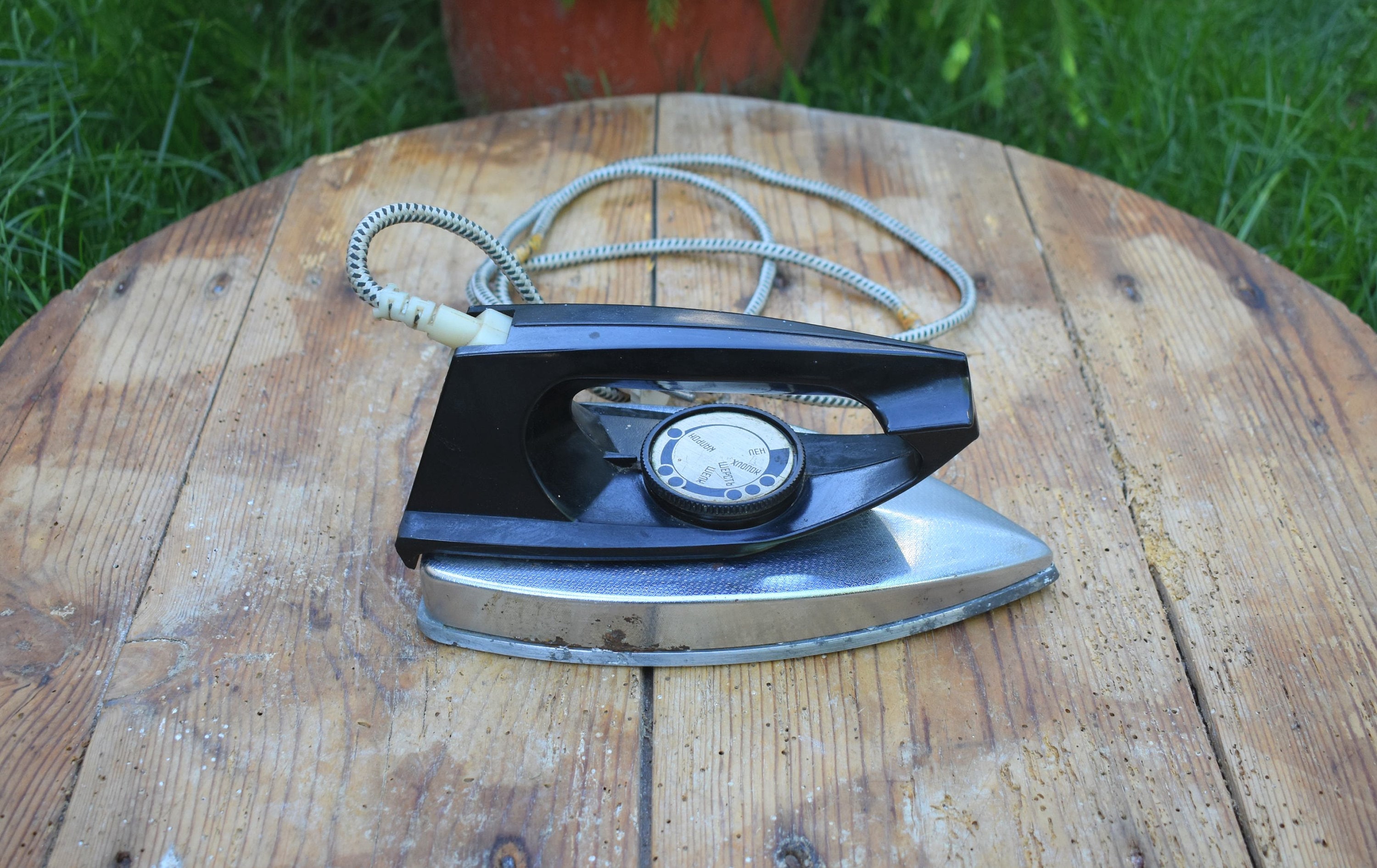 Old Russian Iron, Old Iron, Vintage Iron in Working Condition, Retro ...