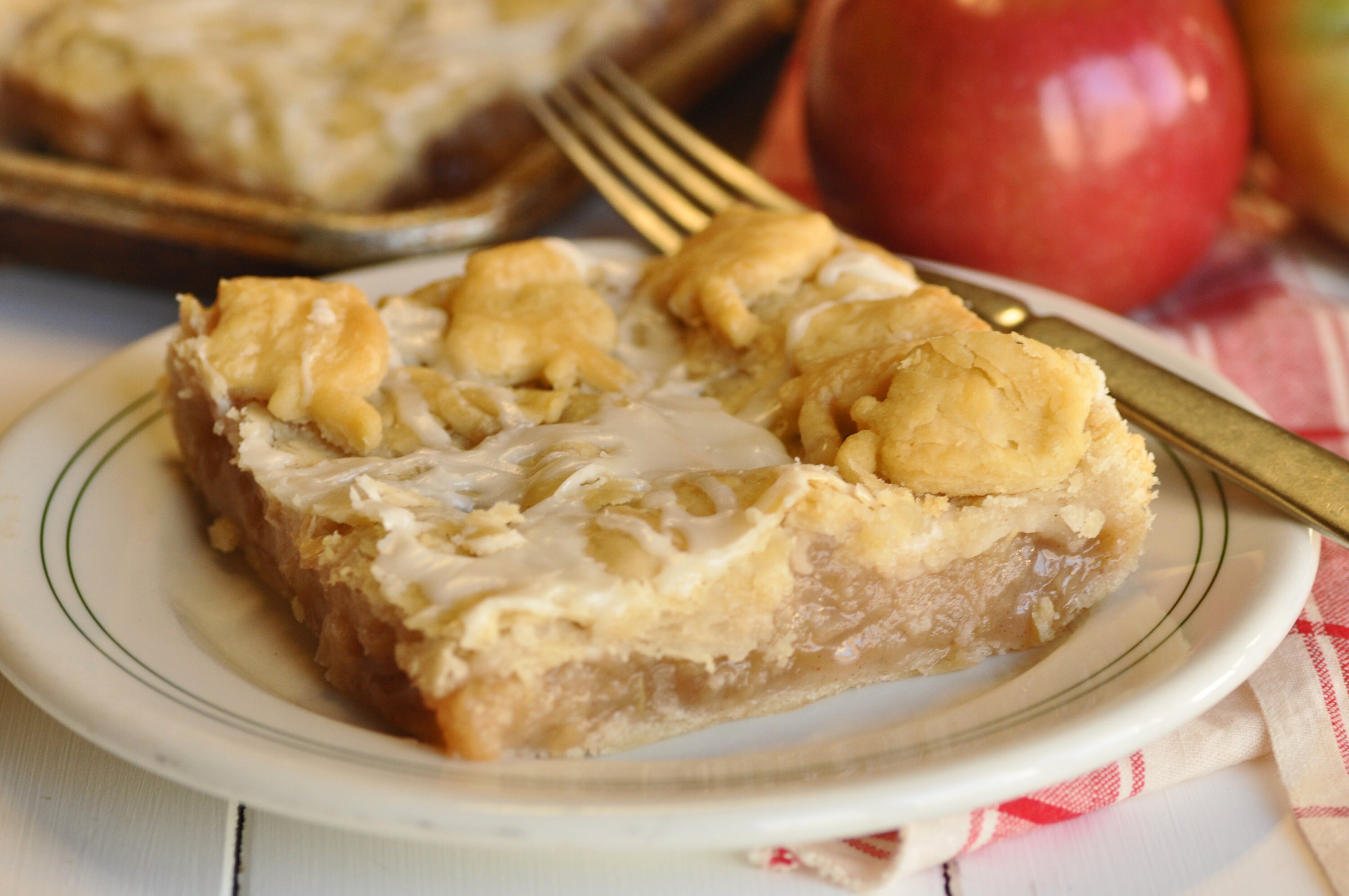 Apple Squares for a Crowd Recipe, Apple Squares Recipe, Apple Pie ...