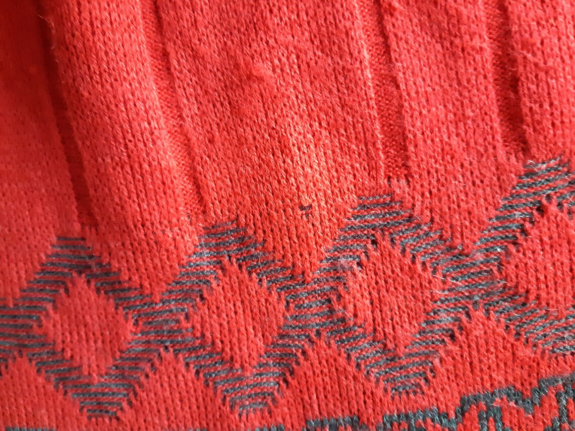 Vintage 1980s Eighties Mens Hadley Red V-neck Patterned Jumper | Etsy