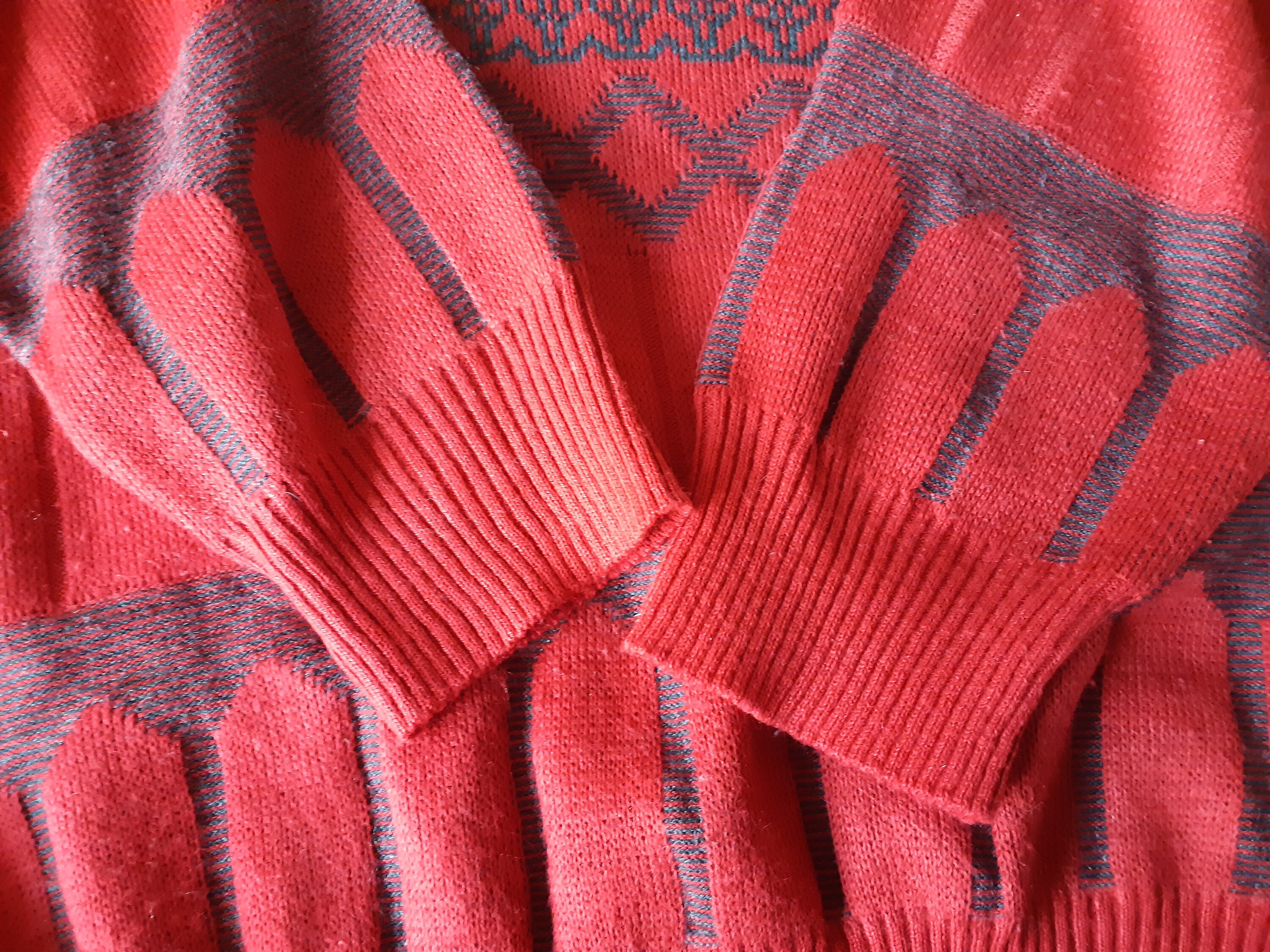 Vintage 1980s Eighties Mens Hadley Red V-neck Patterned Jumper | Etsy