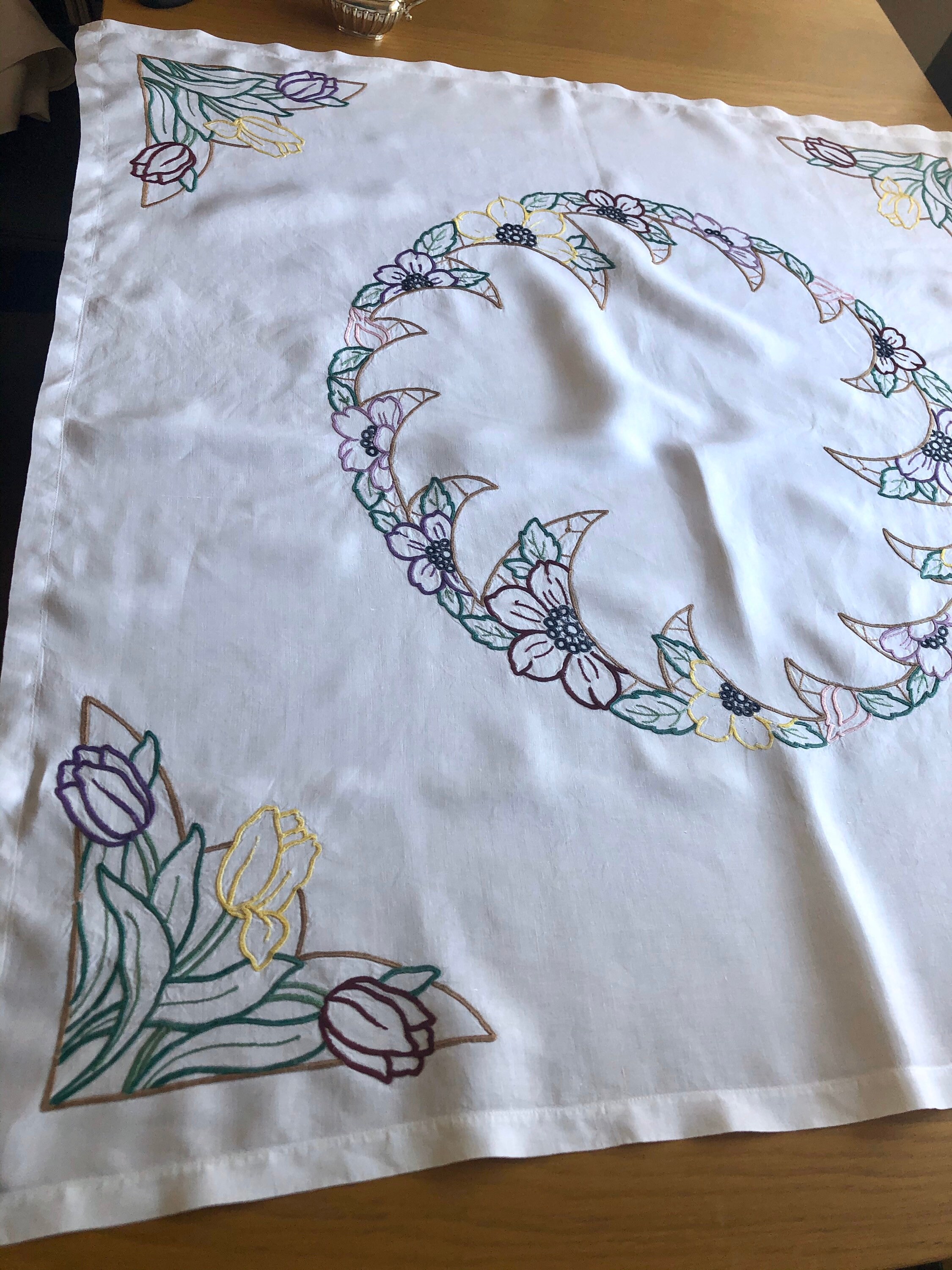 Vintage Linen Machine Embroidered Tablecloth With Stylised | Etsy