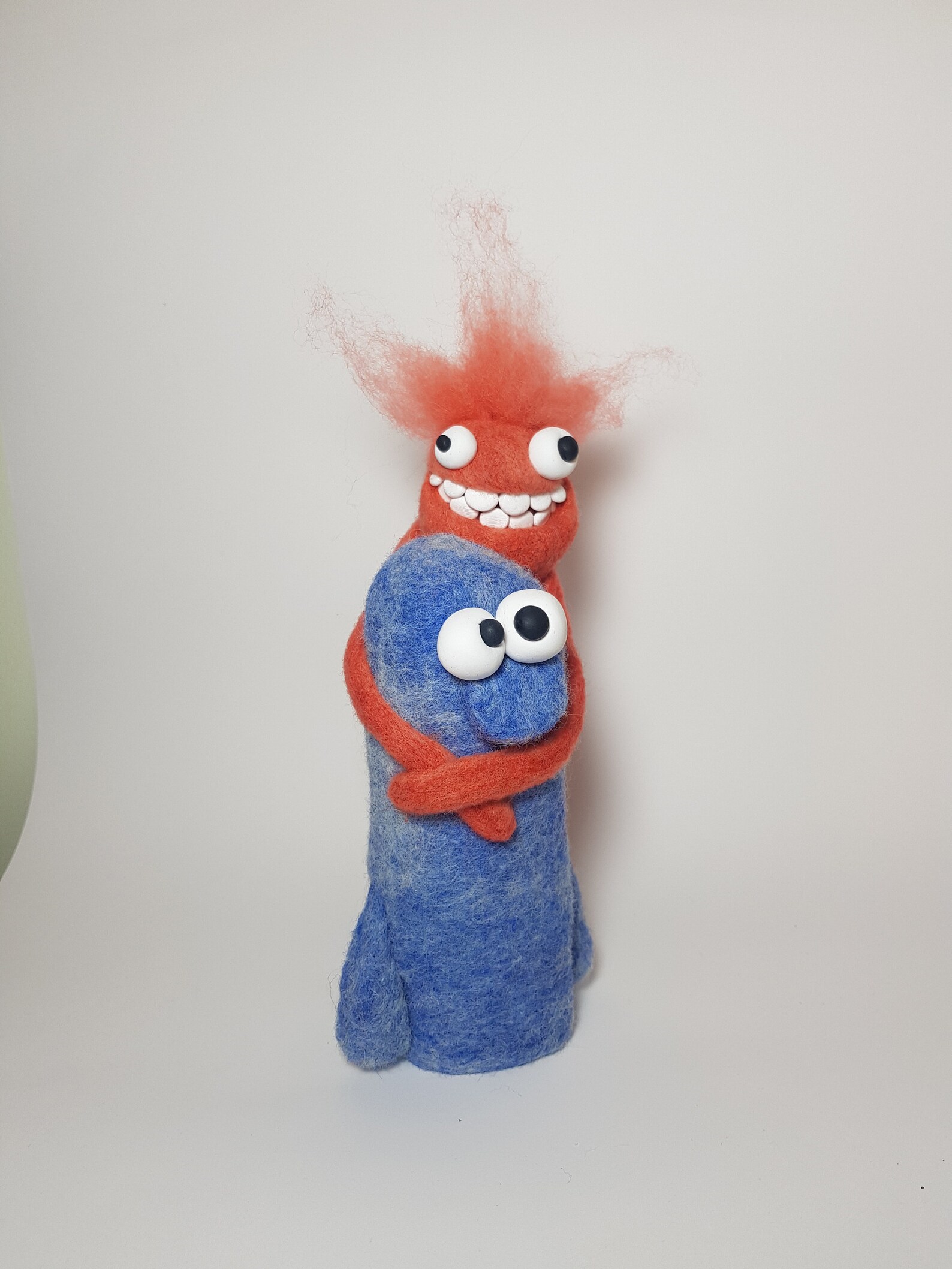 Shaggy Felted Monster Toy, Wool Figurine Home Decoration, Bookshelf Art ...