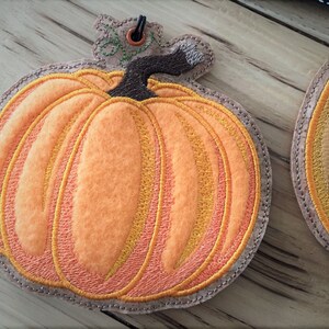 DIY-DIGITAL FILE - 4x4 to 6x10 Hoop - Pumpkin Applique Banner Piece ...