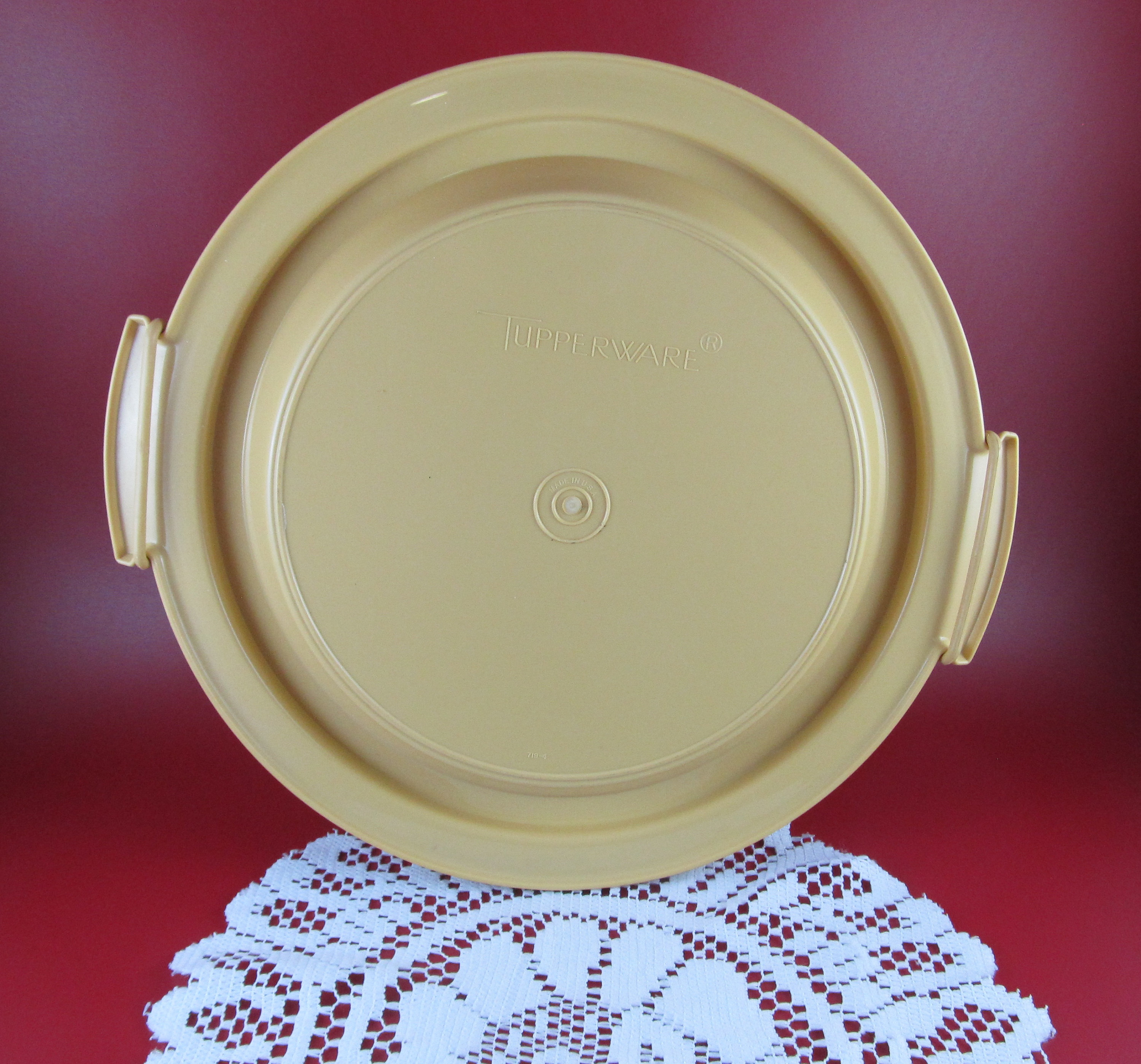 Vintage Tupperware Cake Pie Carrier Taker 719-4 Round Harvest Gold 3 ...