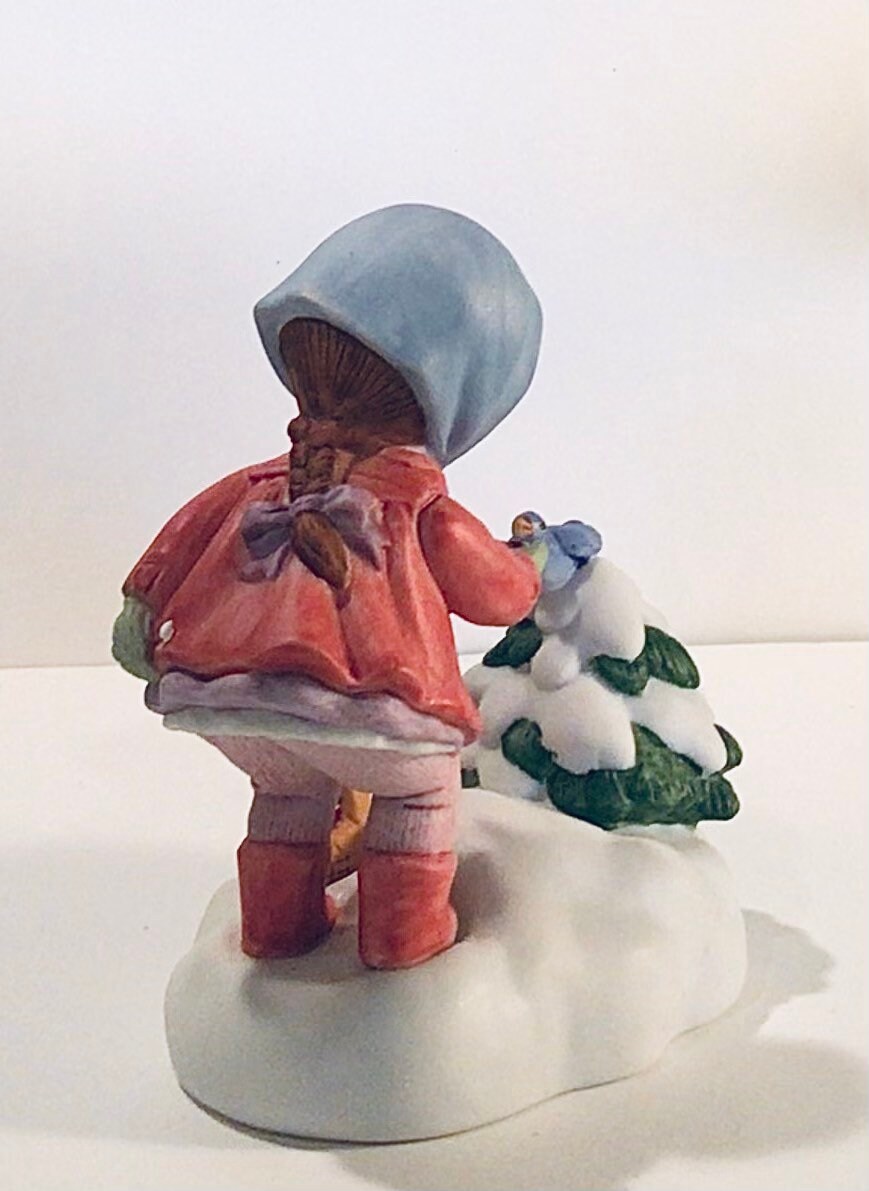 AVON PORCELAIN Music Box Plays we Wish You a Merry Christmas - Etsy