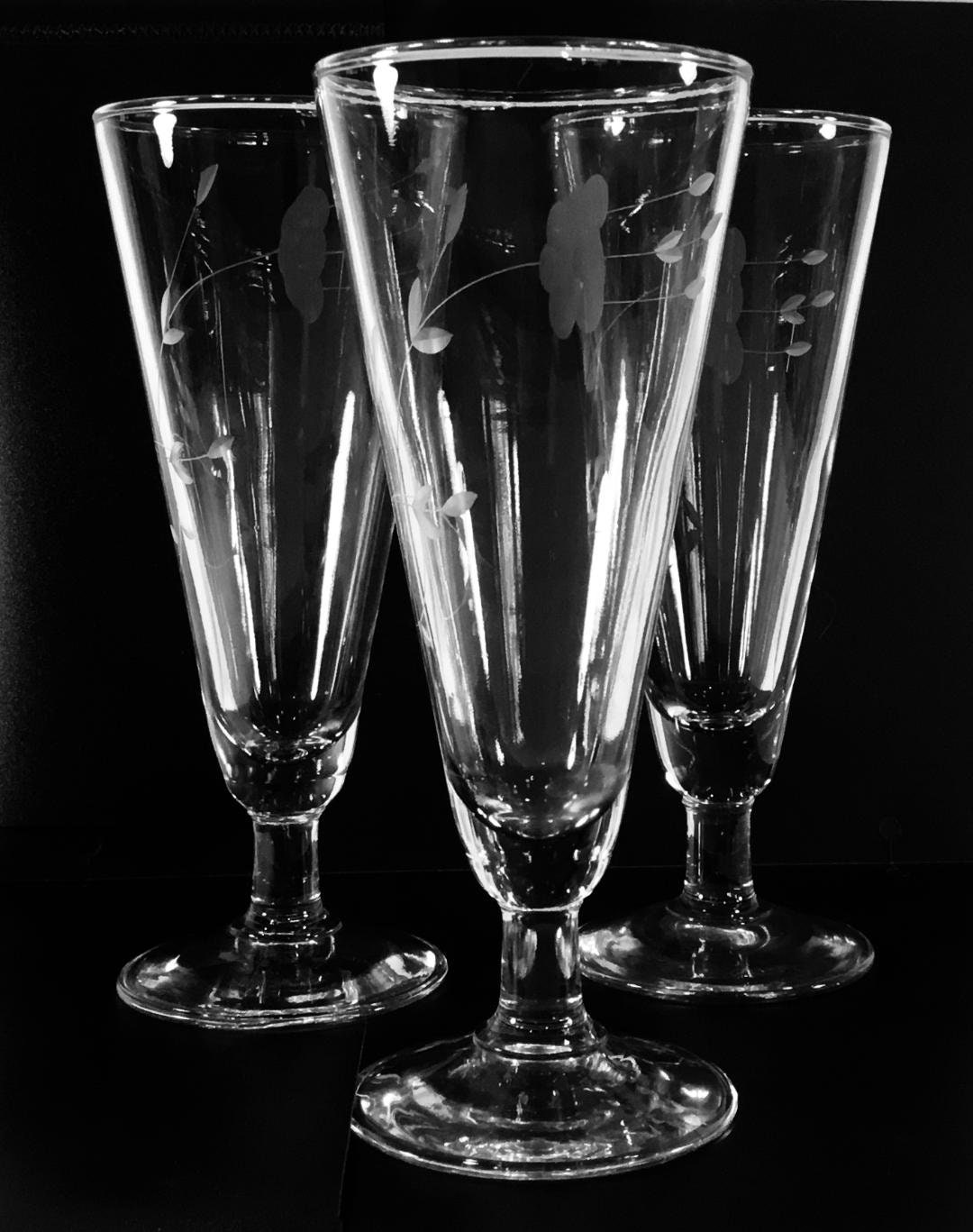 THREE PRINCESS HOUSE Heritage Pilsner Beer Glasses - Giftable - Etsy