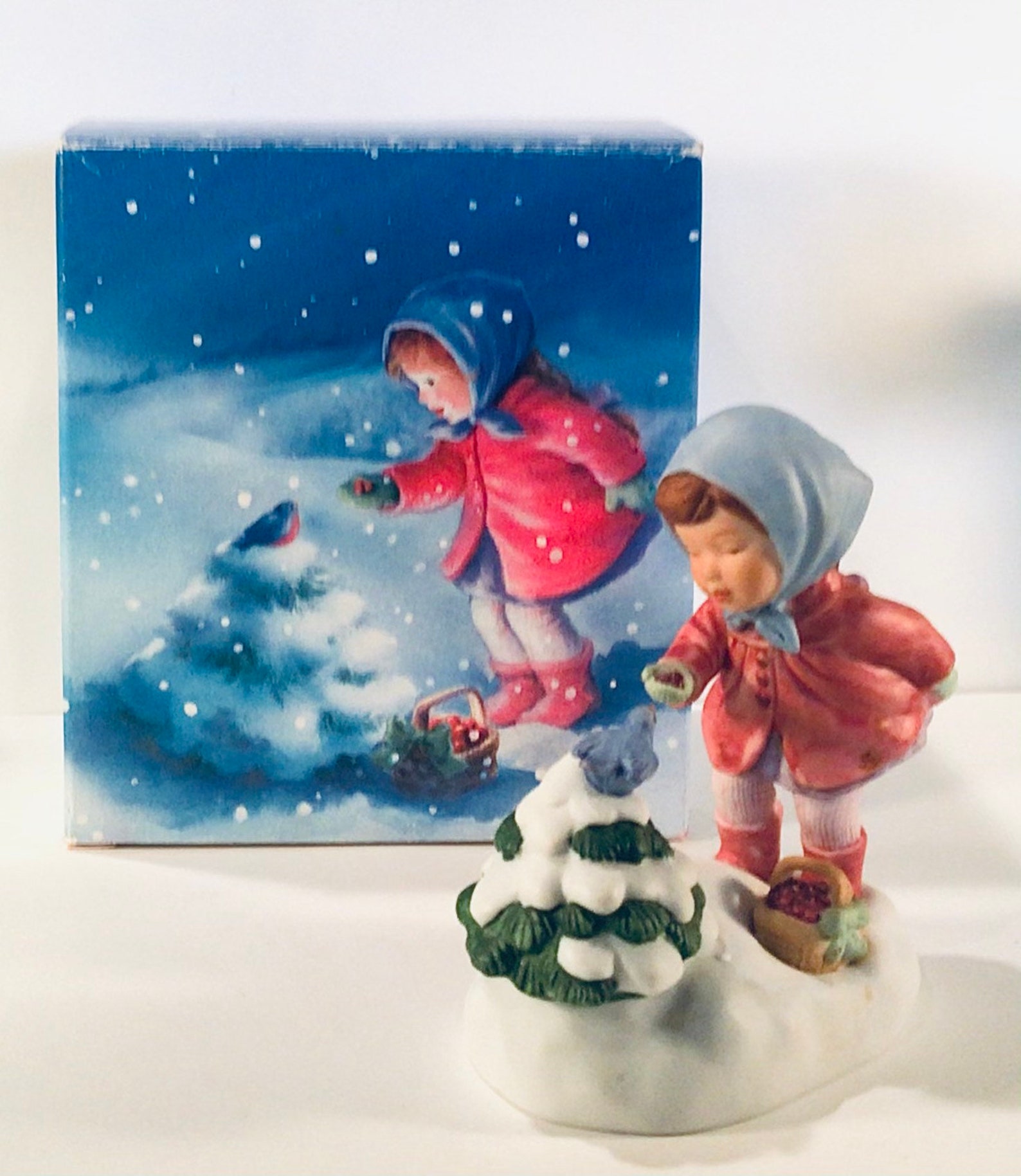 AVON PORCELAIN Music Box Plays we Wish You a Merry Christmas - Etsy