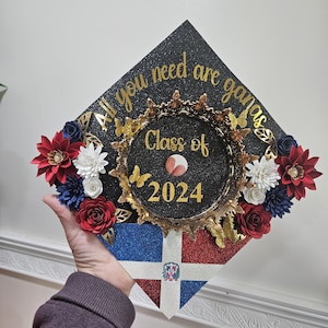 Republic Dominic Graduation Cap Topper, Crown Graduation Cap, República ...