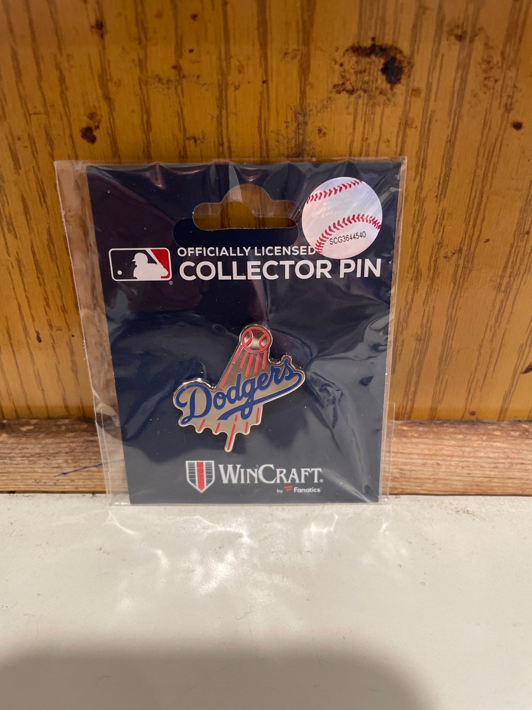 Dodgers Soaring Ball Pin NEW DESIGN - Etsy