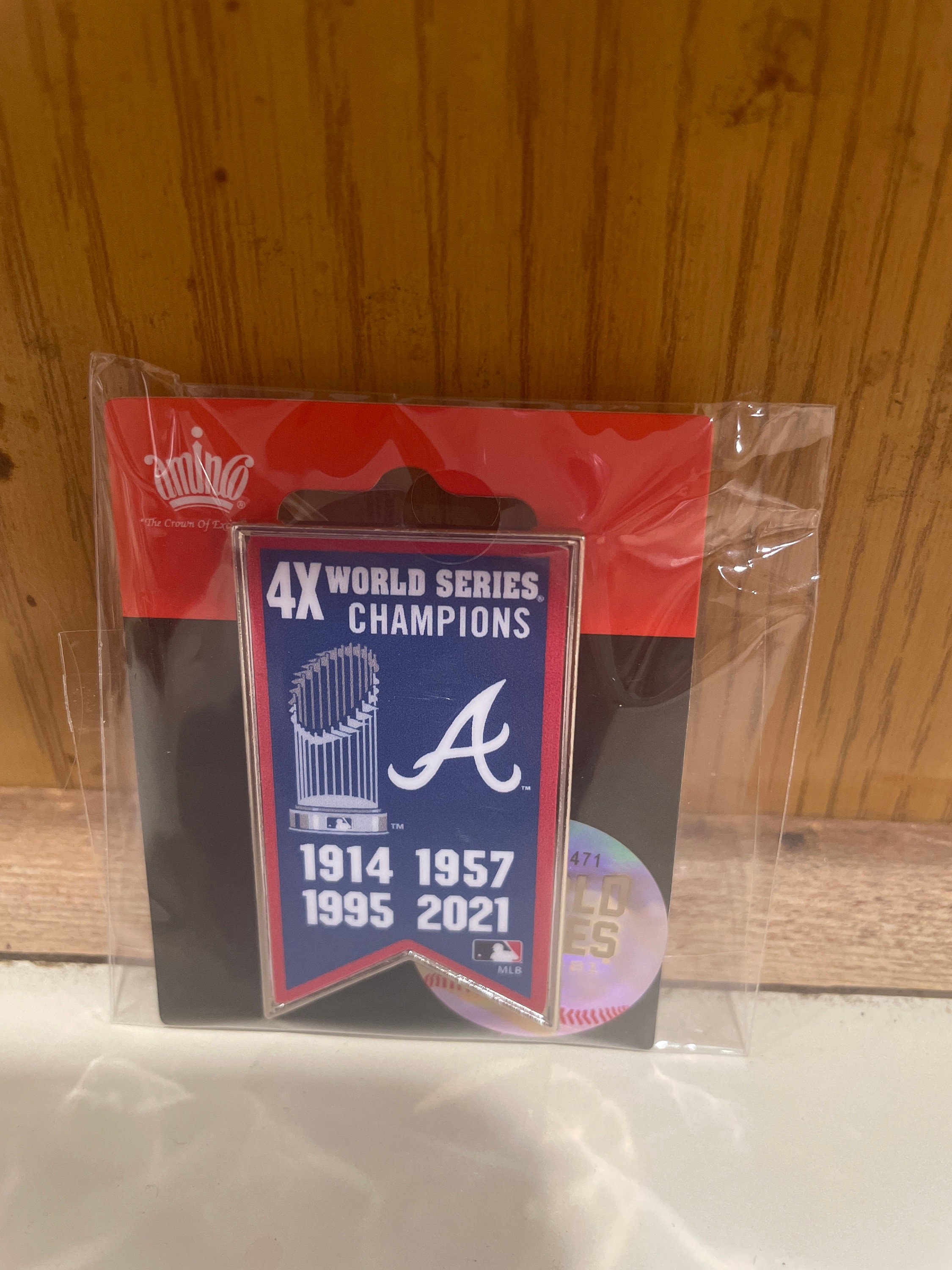 Atlanta Braves World Series Champions Collector Trophy Banner Pin - Etsy